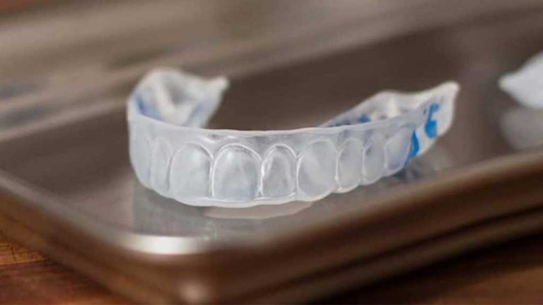 How long do you wear a Perio Protect Tray™?
